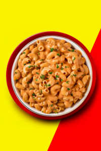 Coditos con tomate y queso - Pastas La Muñeca